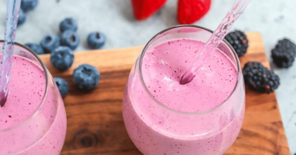 Berry Kefir Smoothie - Farmacy Counter